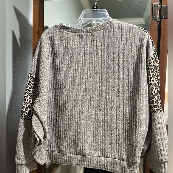 THML | Sweaters | Thml Gray Sweater With Cheetah And Orange Size Large ...
